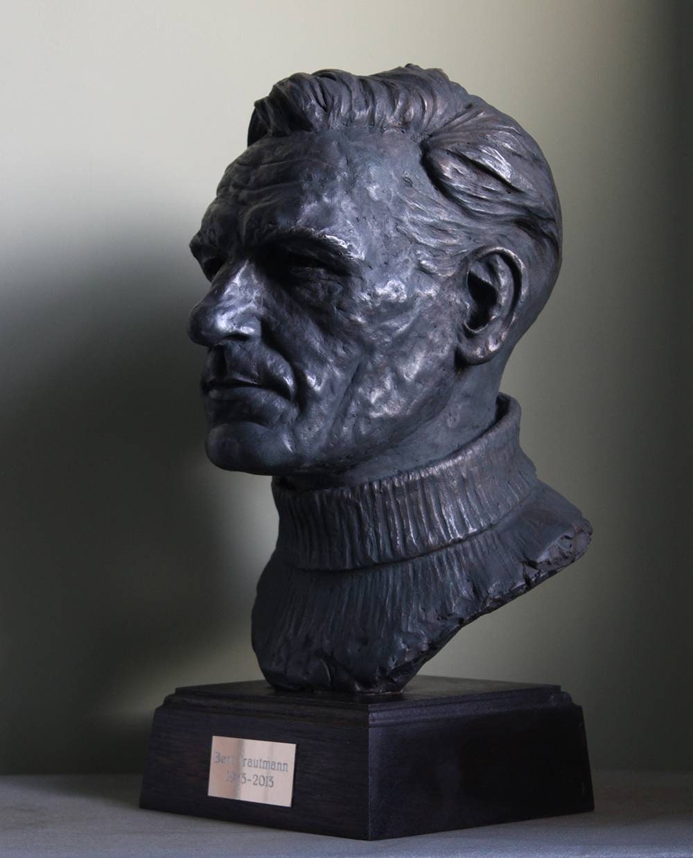 Bronze Resin Bust of Legendary Manchester City FC Goalkeeper Bert ...