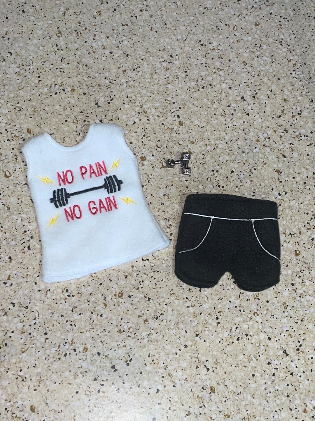 Exercise Outfit for Elf, Workout Gear, for Christmas, Muscle Elf, Gym ...