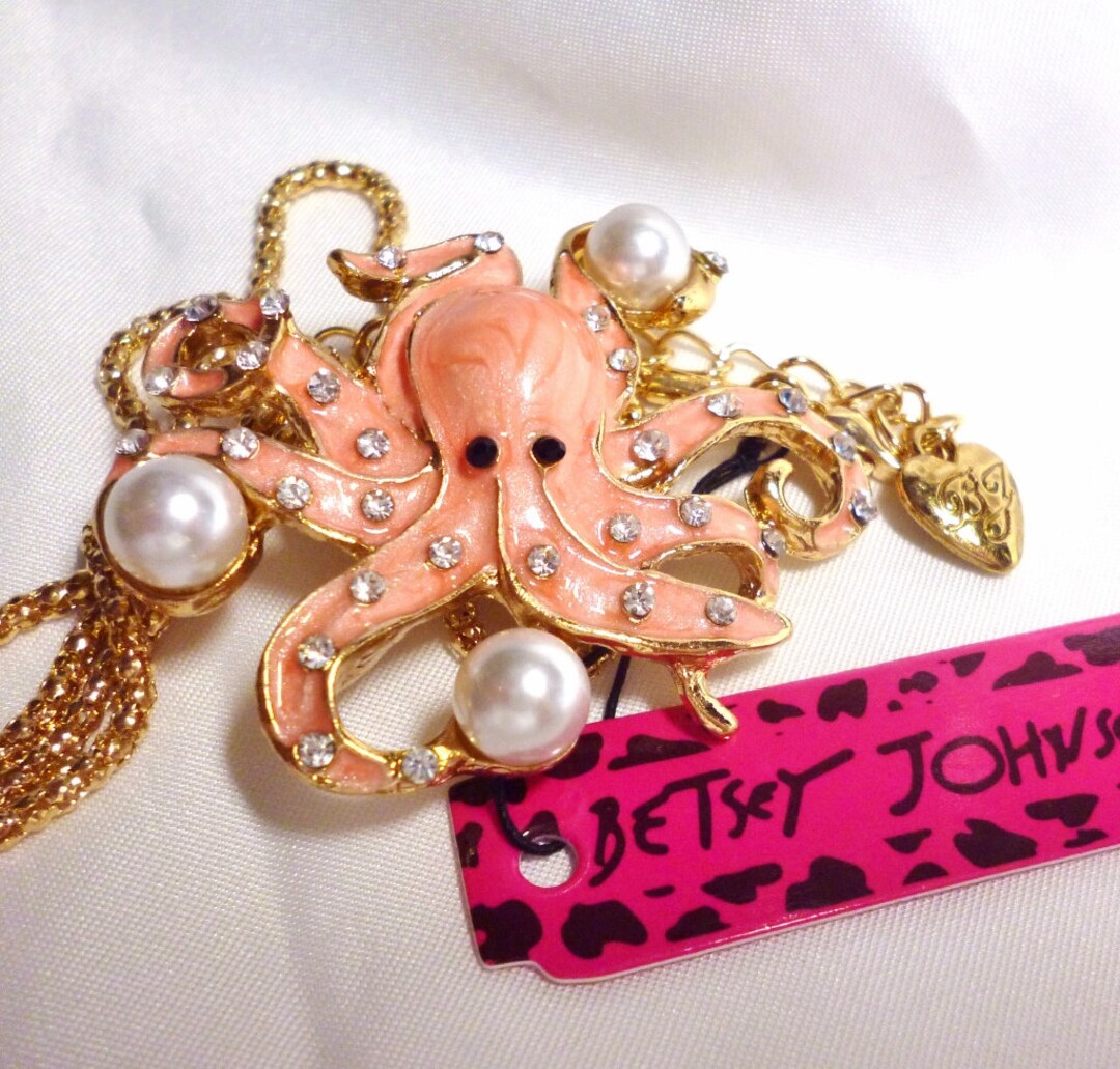 Betsey Johnson Octopus Necklace / Pin Medium Pink Enamel, Faux Pearls, Crystals NOS NWT Perfect ...