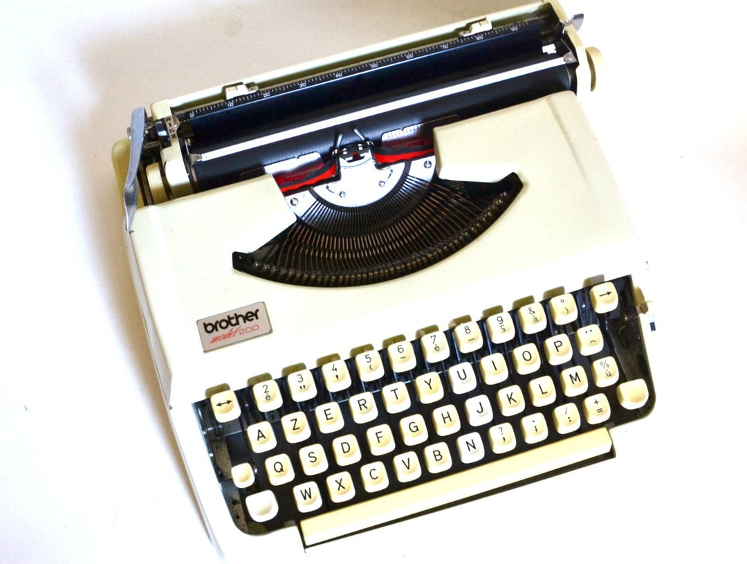 BROTHER Model 200 Mechanical Typewriter Straw Yellow - Etsy