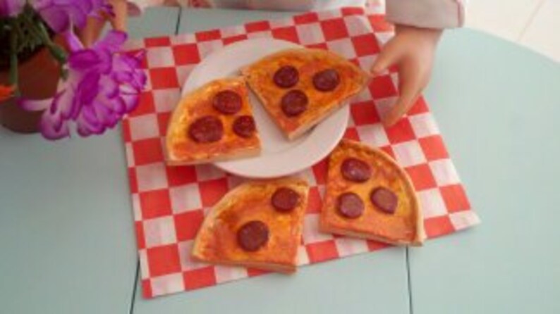 Doll Pizza to Share - Etsy