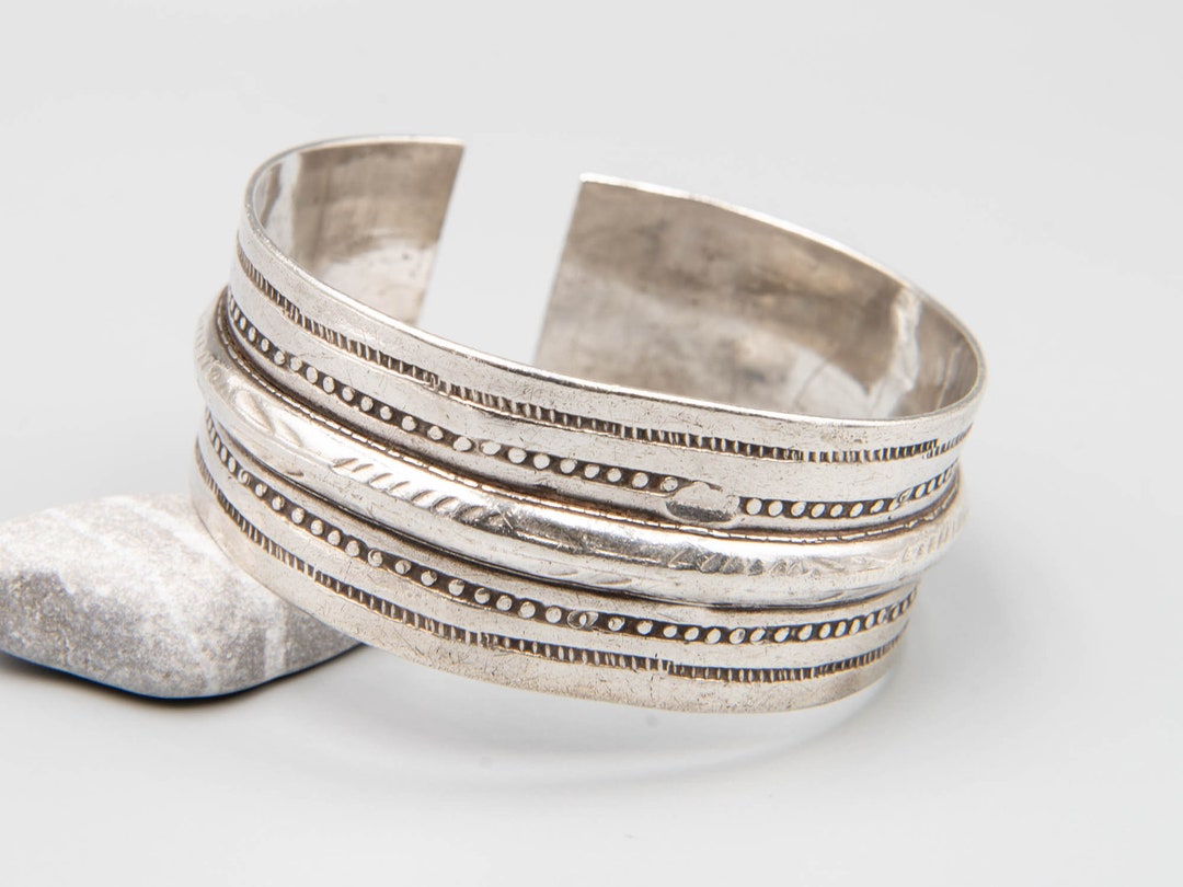 Antique Ethnic Silver Cuff From Tunisia With Libyan Hallmark - 90 Grams ...