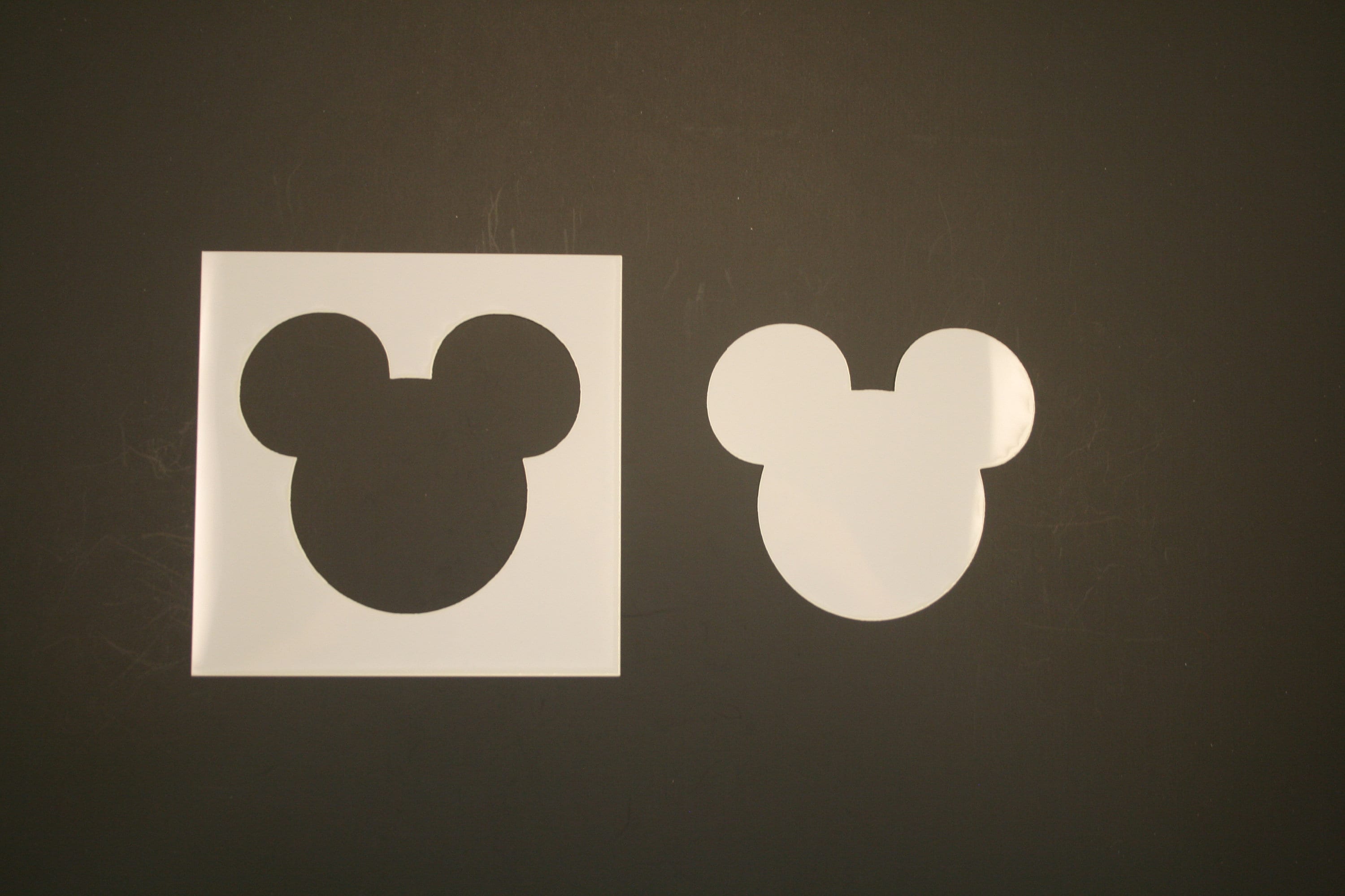 Mickey Mouse Head Stencil
