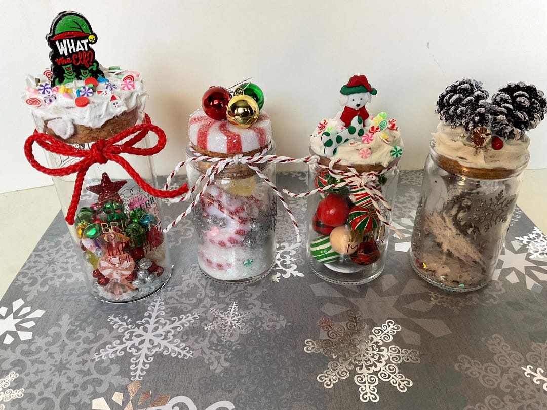 Decorative Christmas Mini Glass Jars, Apothecary Christmas Jars ...