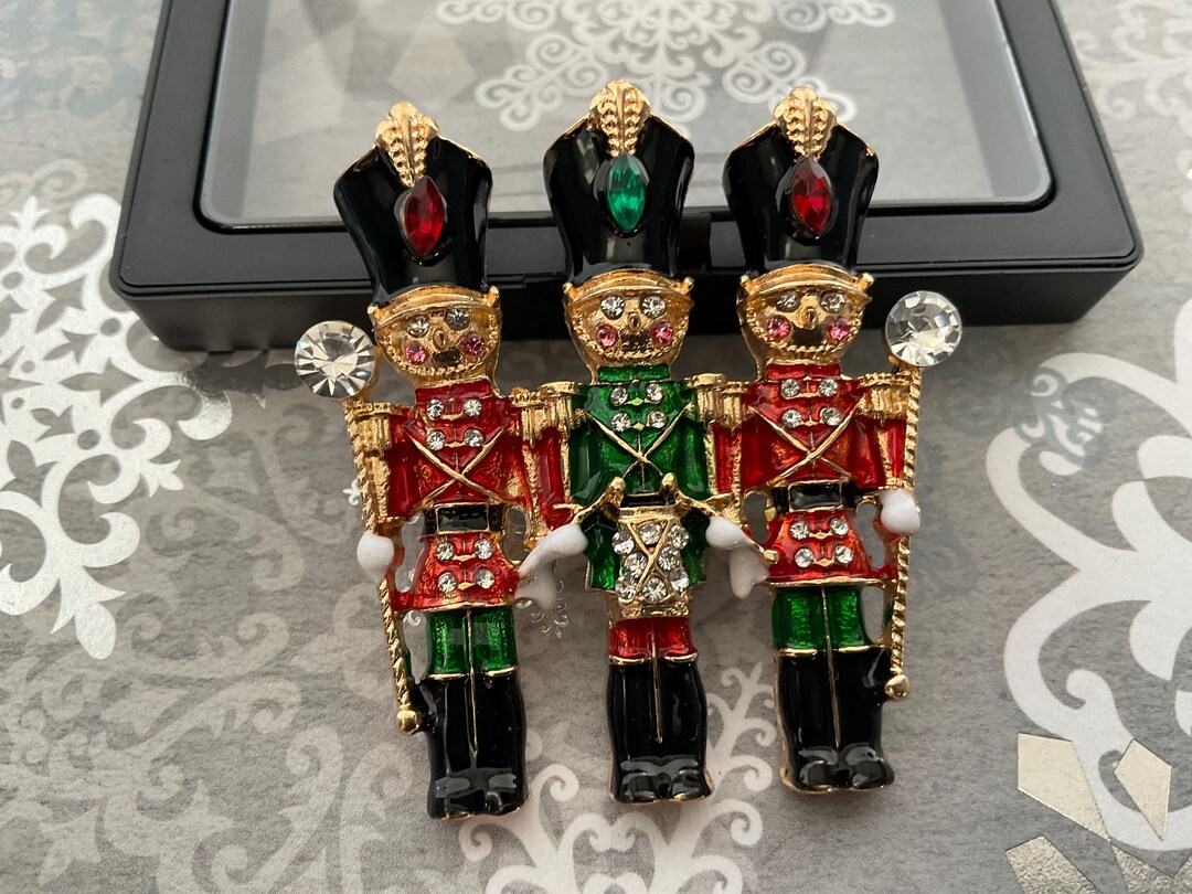 Vintage Christmas Soldiers Nutcracker Brooch: Gift Box Included - Etsy