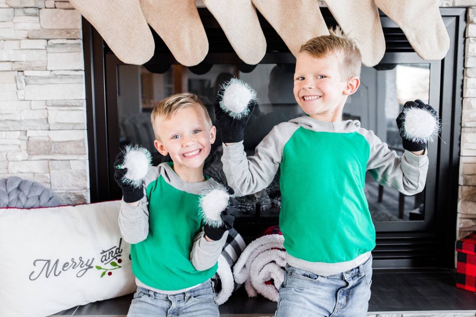Indoor Snowball Fight Set, Family Christmas Game, Tinsel Snowballs - Etsy