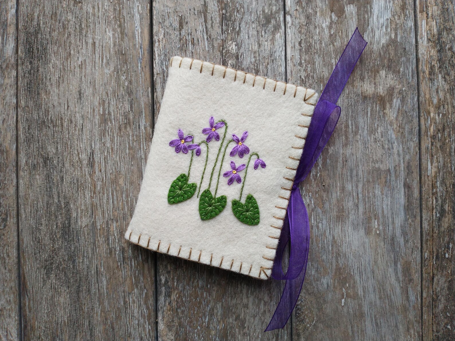 Embroidered Violets Needle Book, Embroidered Felt Needle Case, Spring ...