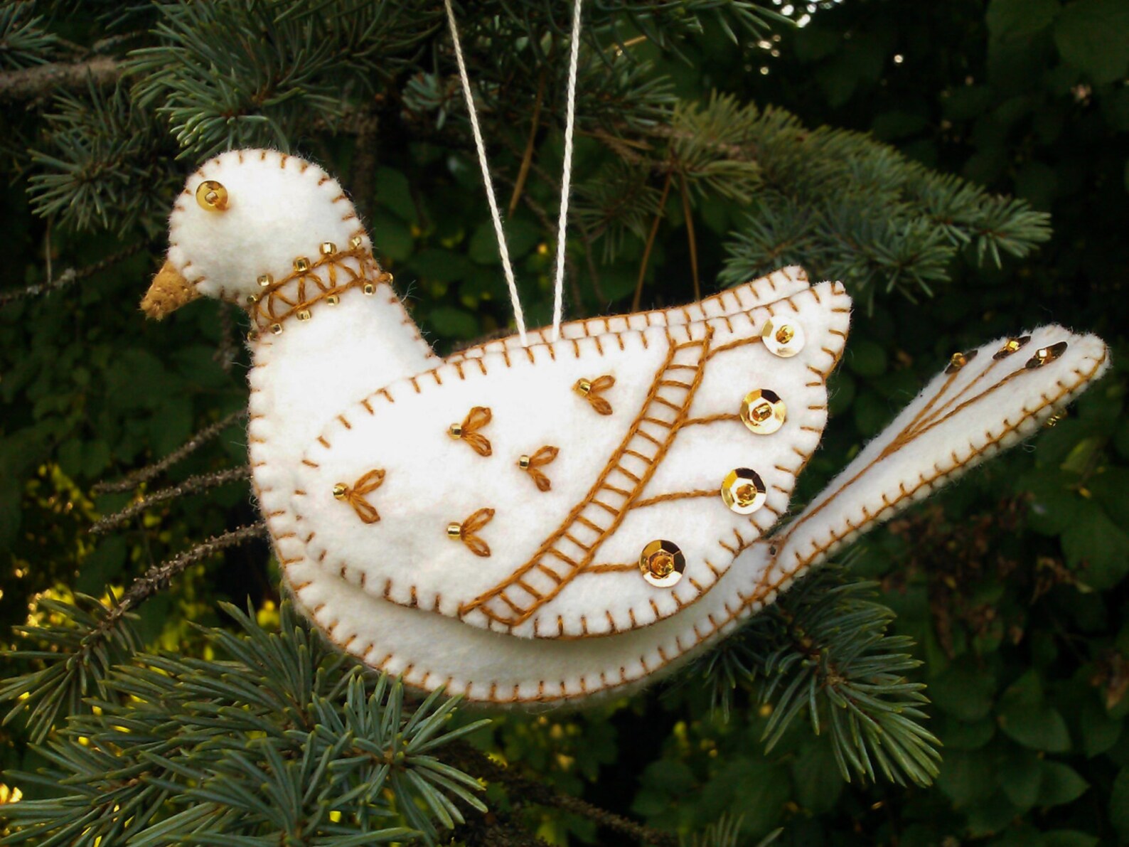 White and Gold Wool Felt Dove Ornament Wool Felt Bird - Etsy