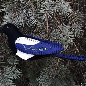 Black-billed Magpie Ornament, Blue Folk Art Magpie,wool Felt Magpie ...