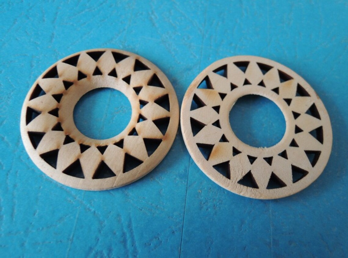 8pcs 50mm Hollow Cut Wood Round Pendant No Varinsh W435 | Etsy