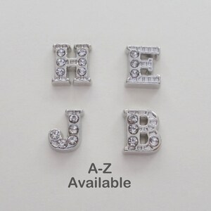 Graduation Floating Charm Locket Necklace, Class of 2025 Necklace ...