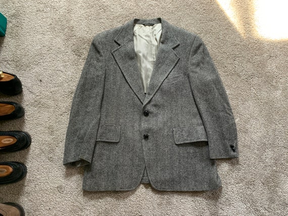 Vintage 70s Mavest Gray Herringbone Tweed Sport Coat - Gem