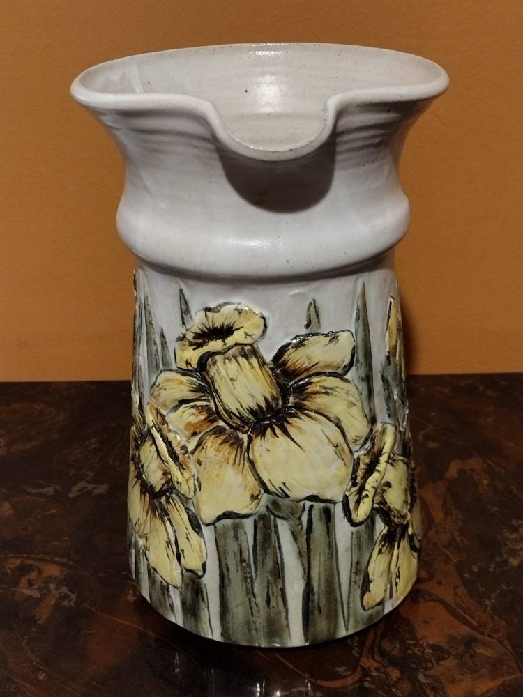 Vintage Signed JS Pottery Artisan Ceramics 2D Pitcher Vase Home Decor 8 ...
