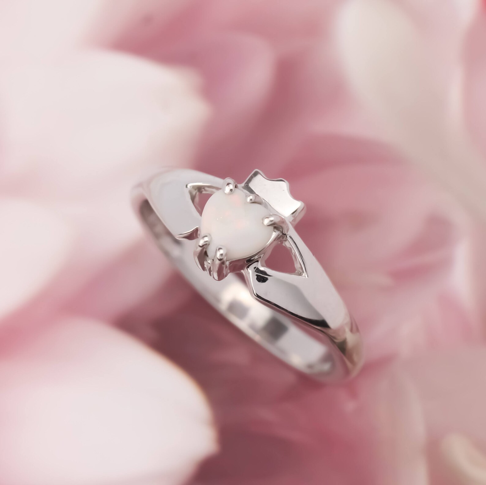 Real Irish Opal Claddagh Ring Ladies Claddagh With a - Etsy