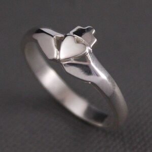 Claddagh Ring, Ladies Contemporary Claddagh Ring. Available in Fine ...