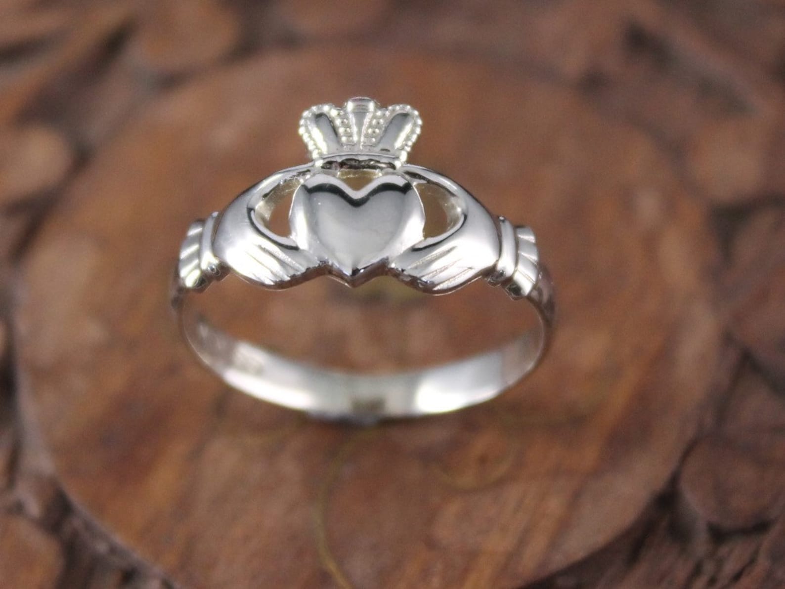 Claddagh Ring Ladies Claddagh Ring Handmade in Dublin - Etsy