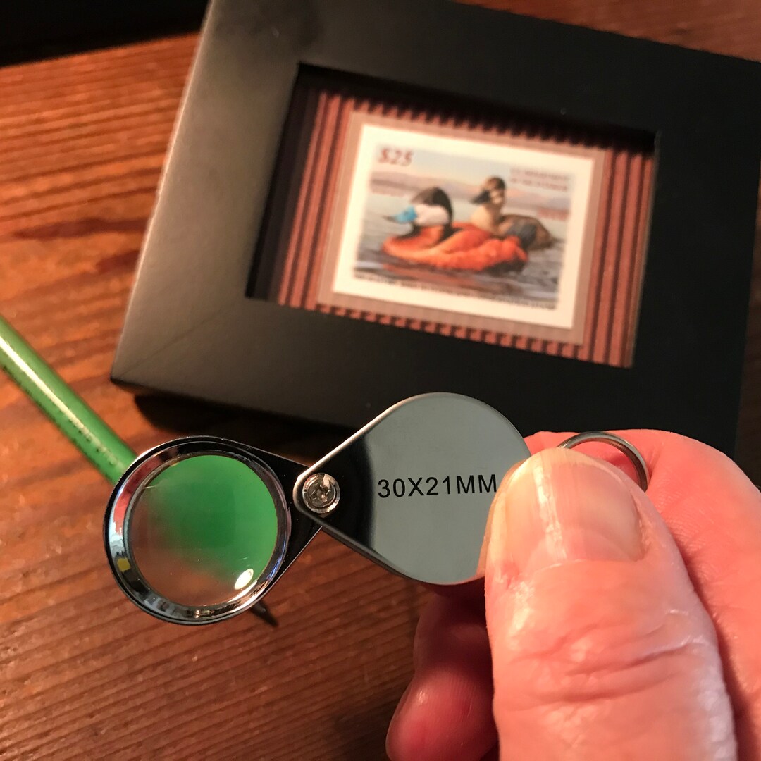 LOUPE With LANYARD Folding Magnifying Lens on a Lanyard 30x21 - Etsy