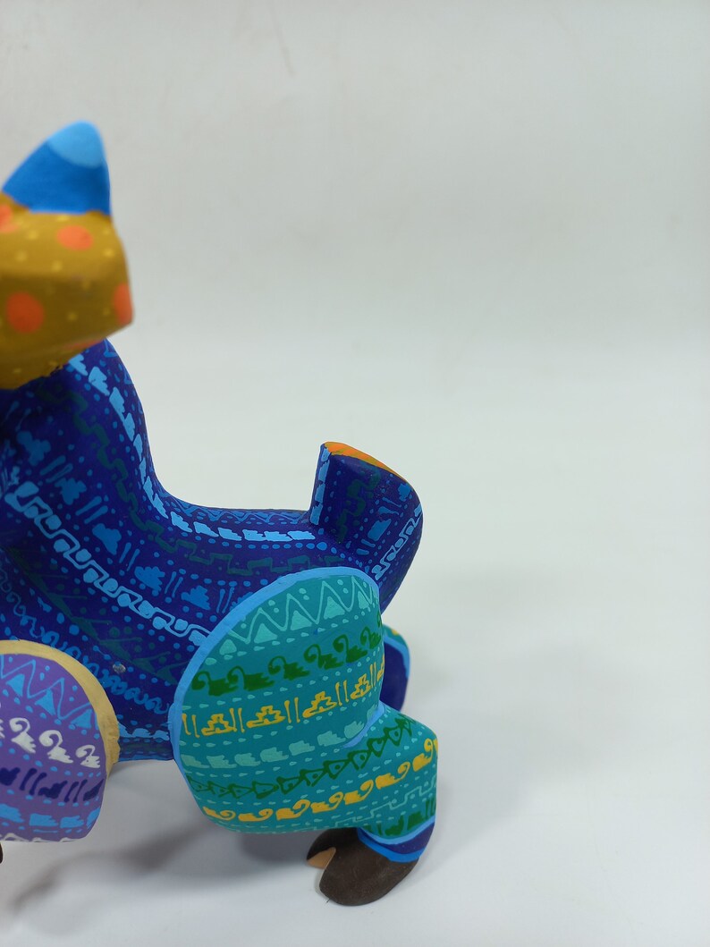 OAXACAN ALEBRIJE Painted Colorful Wood Carving Signed Mexican - Etsy