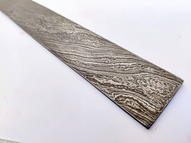 Damascus Steel Layers Twist Twisted Blade Knives Knife Bar - Etsy