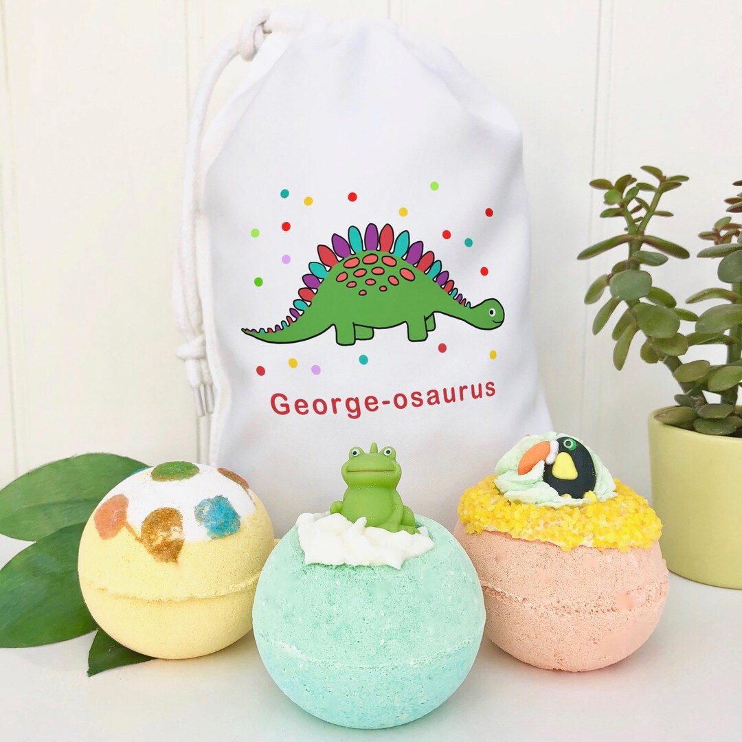 Personalised Dinosaur and Frog Bath Bomb Set Handmade Bath Bombs in ...