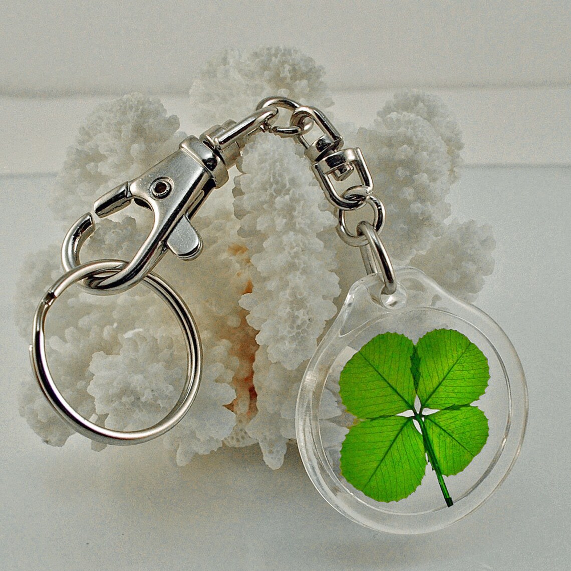 Good Luck Charm Trigger Snap Keychain With a Real Genuine Four - Etsy