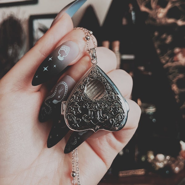 Gothic Locket - Etsy