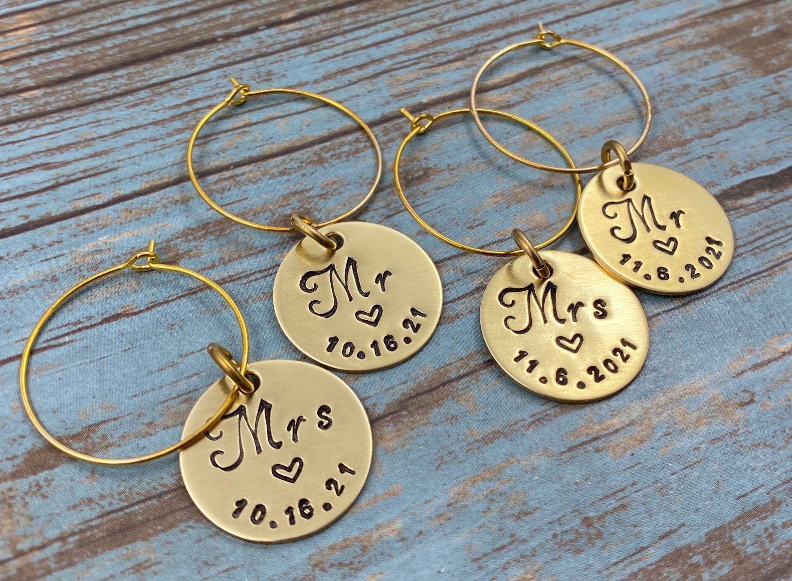 SET of TWO Mr & Mrs Glass Charms Wedding Glass Charms Bride - Etsy