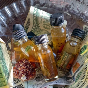 Money Drawing Oil , Money, Money! Oil , Abundance Oil, Spell Oil ...