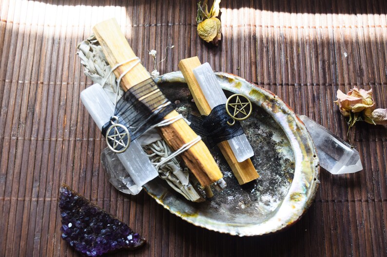 Energy Cleansing Smudging Set Smudging Kit Palo Santo - Etsy