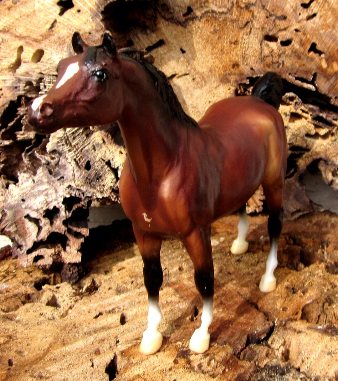 Breyer Bay Arabian Stallion Classic Scale - Etsy