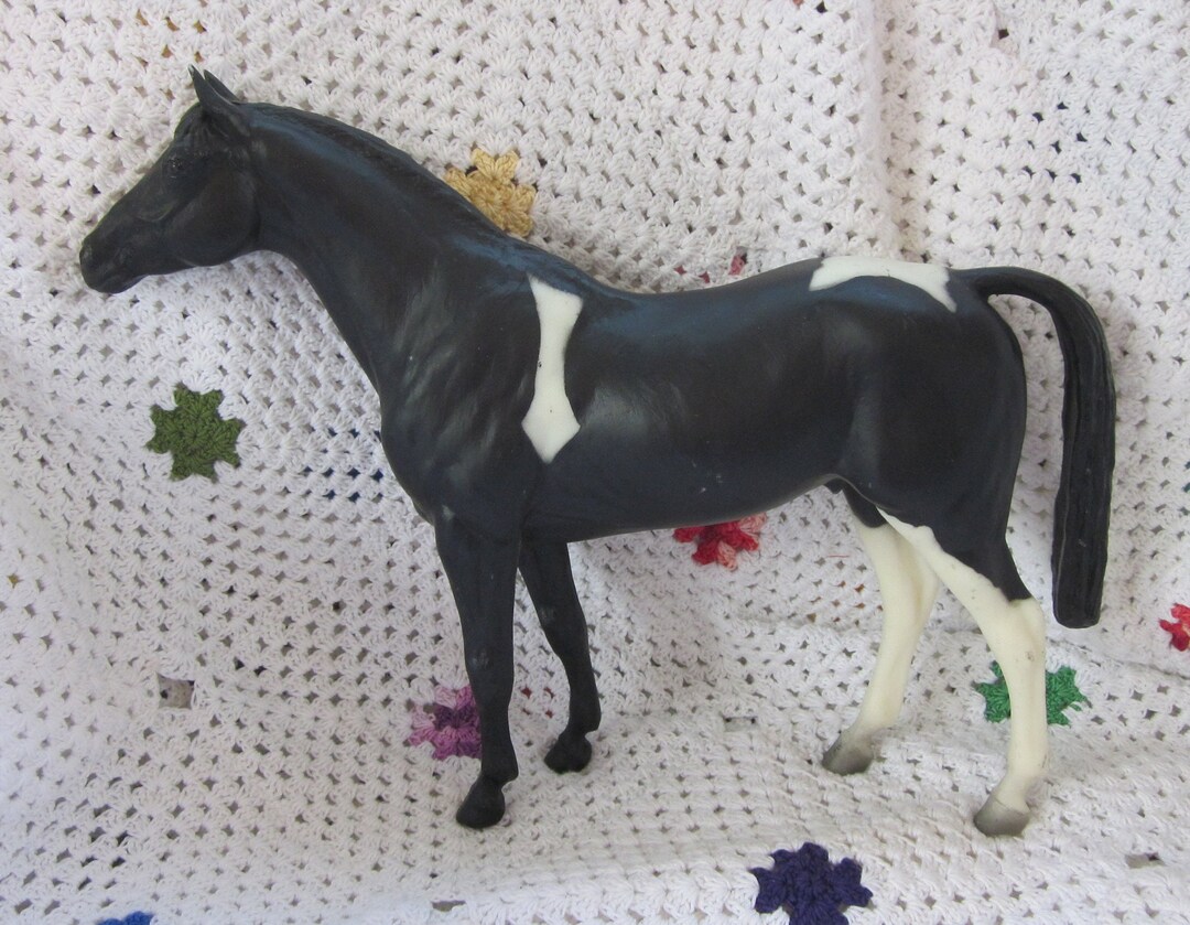 Breyer Black & White Spotted Trakehner Stallion 1:9 Scale - Etsy