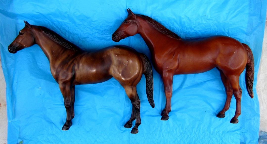 Breyer Two American Quarter Horses Poco Bueno & Jet Deck Limited Amount ...