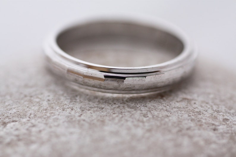 Personalized Gold Ring Woman's Gold Wedding Band - Etsy