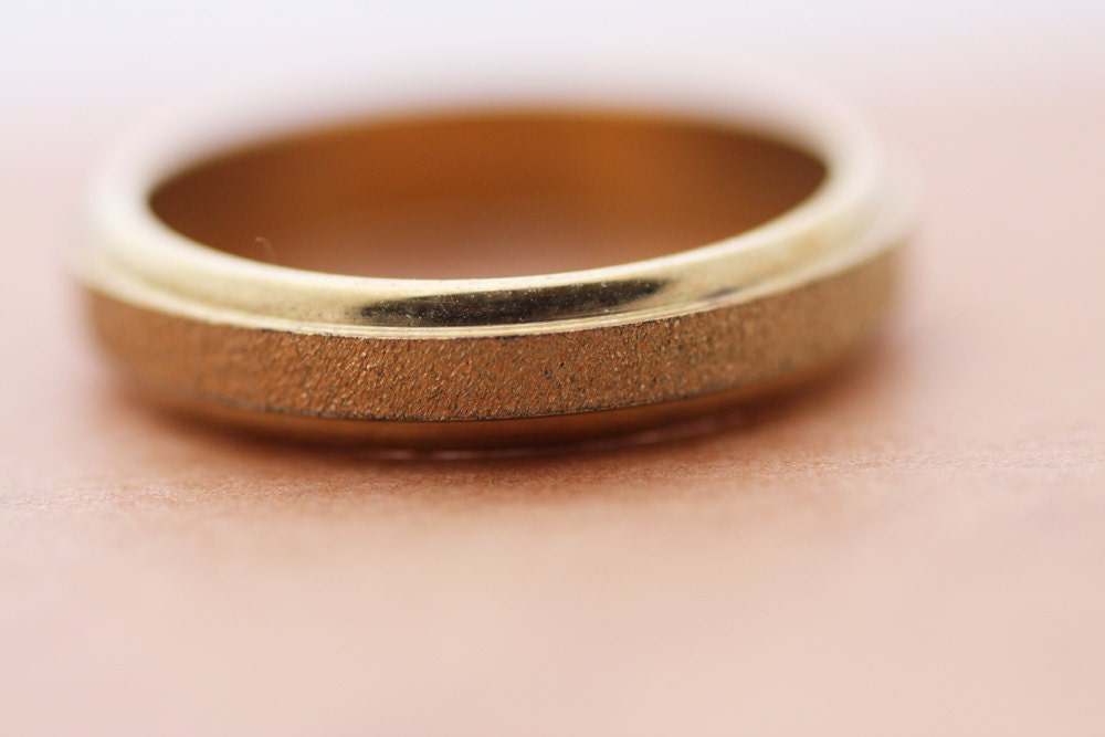Hammered Mens Gold Wedding Band Matte and Shinny Finish Gold - Etsy