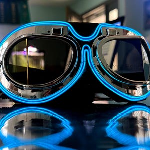 Light up Goggle - Blue Burn DJ Electro Man Lit up Goggle Dancer Rave ...