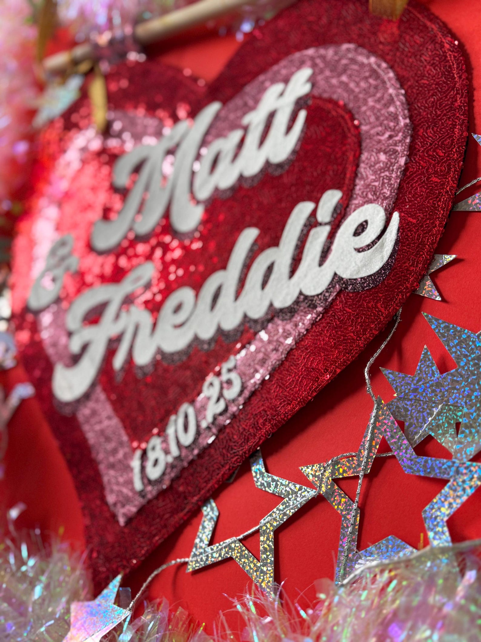 Custom Sequin Heart Wedding Sign: Glitter Vinyl Names & Date - Etsy