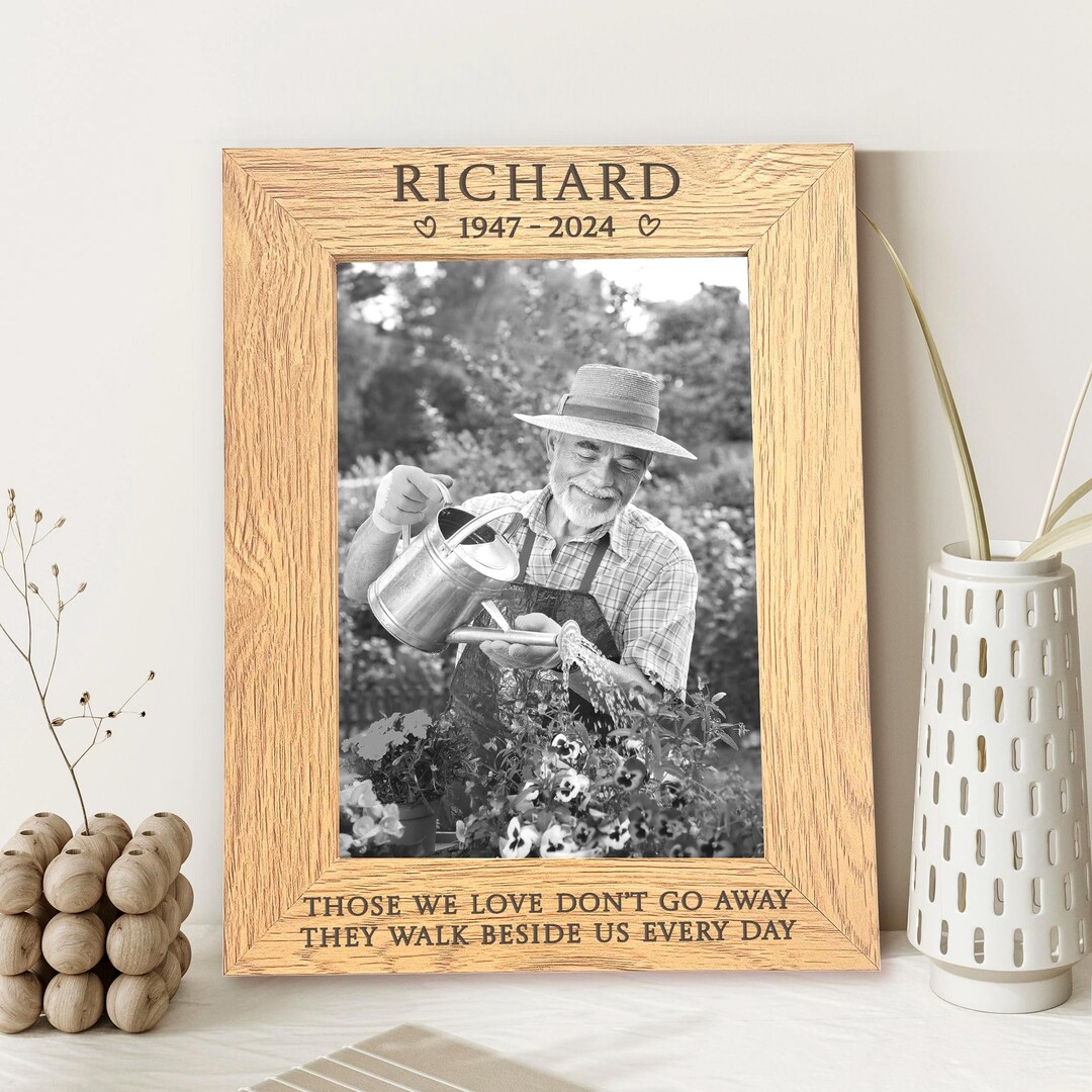 Custom Memorial Photo Frame, Engraved Wood Picture Frame Gift, in ...