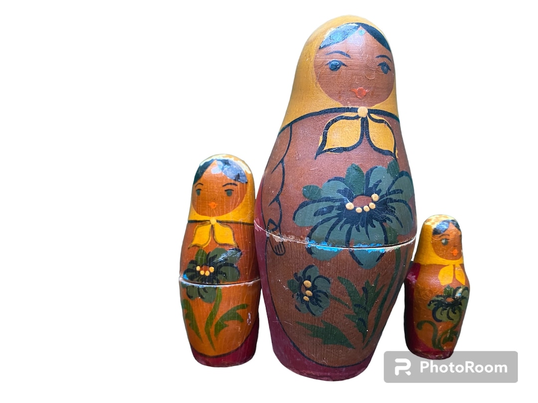 Matryoshka, Vintage Russian Nesting Dolls, 3 Nesting Dolls, Hand ...