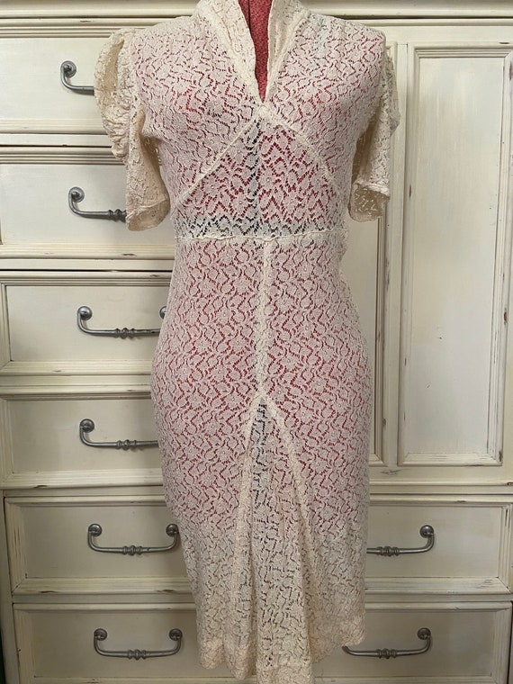 vintage 1950s cream lace - Gem