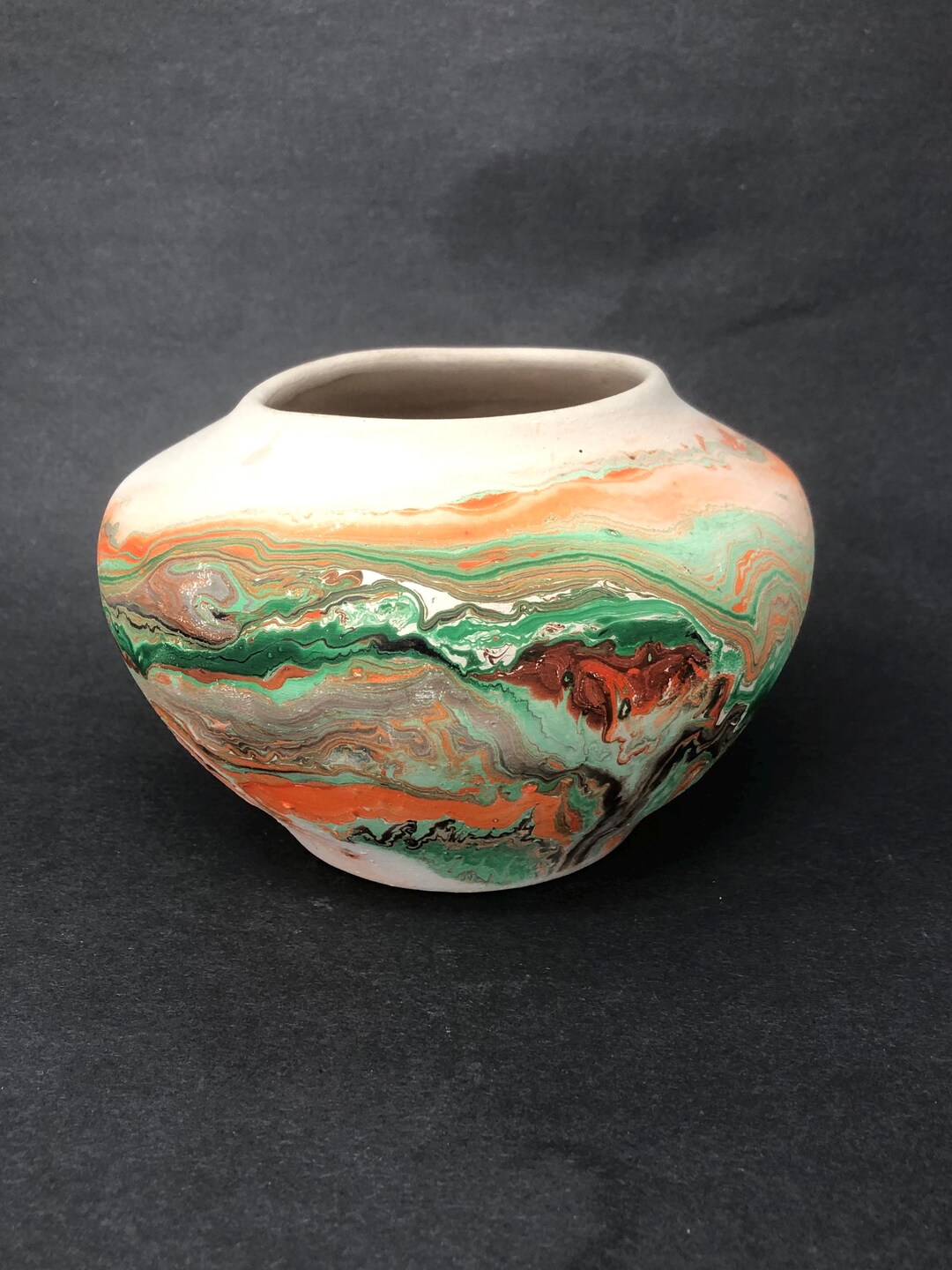 Nemadji Pottery U.S.A. Hand Made Swirled Native American Style Pottery ...