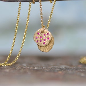 18k Gold Ruby Pendant, Small Red Ruby Gemstones, Round Gold Pendants ...