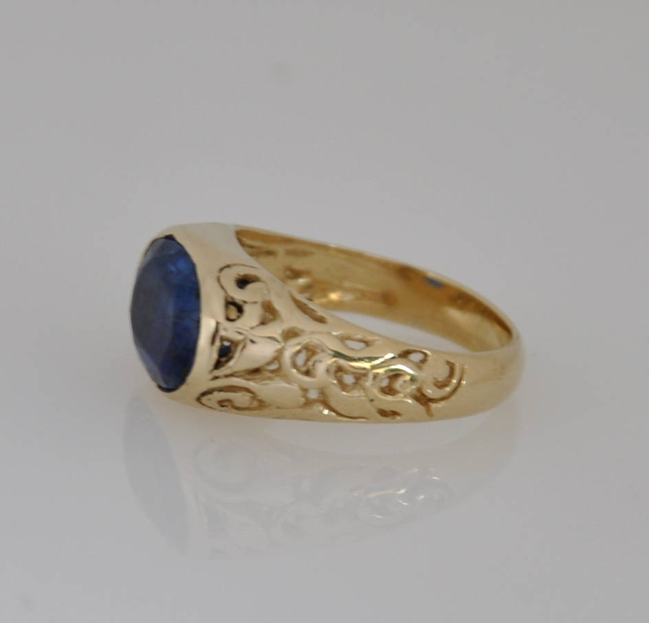 Ring Gold Blauer Stein