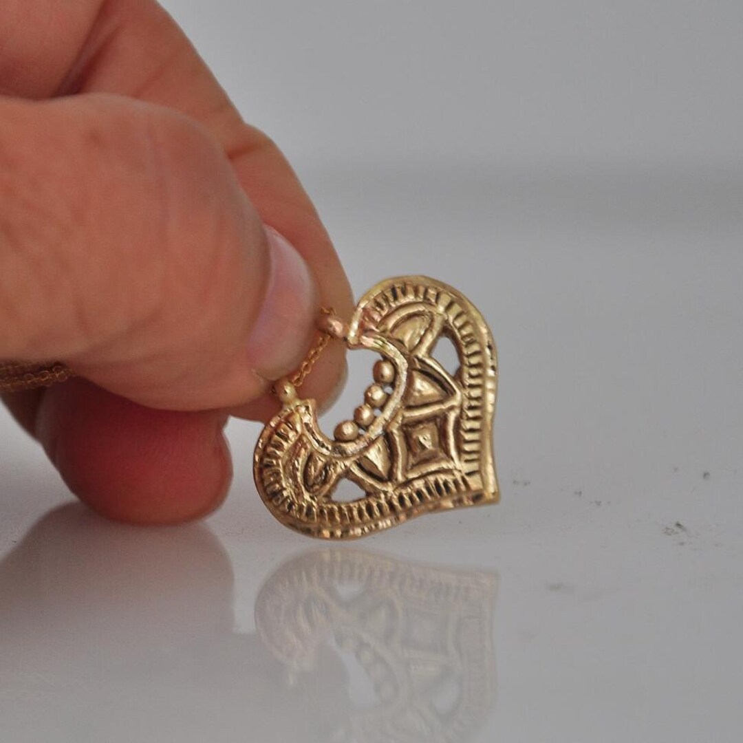 14k Solid Gold Fine Pendant, Indian Style Gold Pendant,solid Gold ...