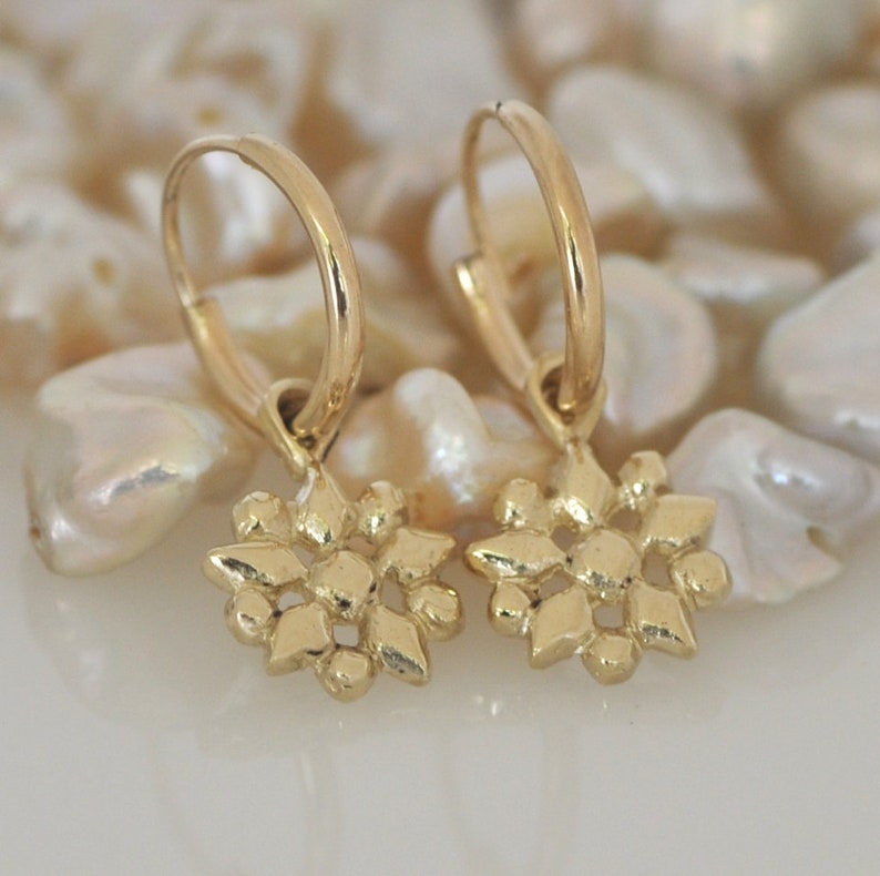Small Gold Hoop Earrings Dainty Small Flower Tiny Gold - Etsy