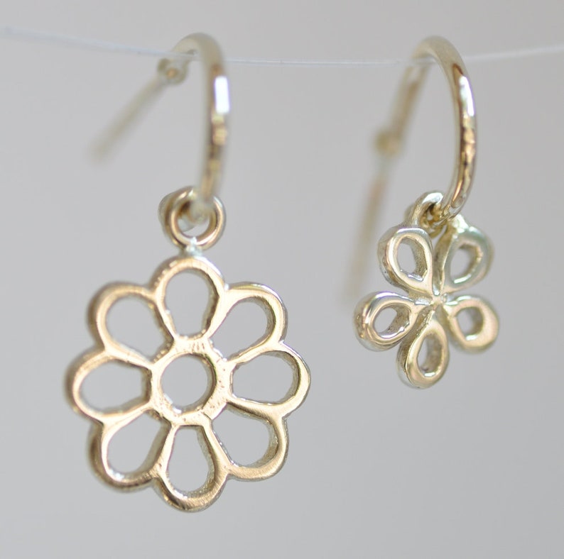 Flower Charm Gold Hoop Earrings 14k Gold Dainty Small Flower - Etsy