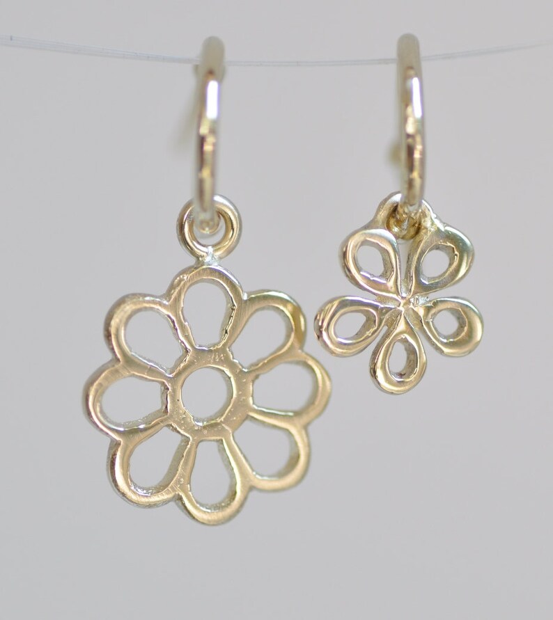 Flower Charm Gold Hoop Earrings 14k Gold Dainty Small Flower - Etsy