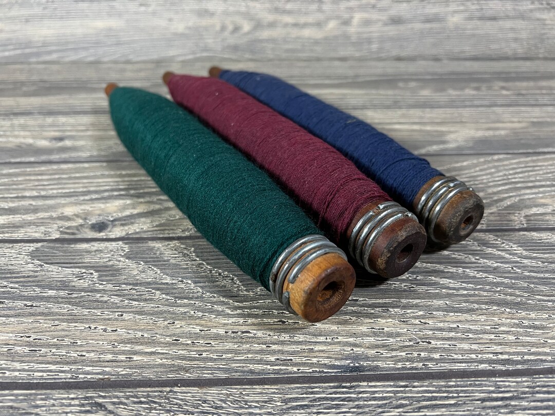 Antique Wooden Weaving Spools Shuttle Bobbins W/thread - Etsy