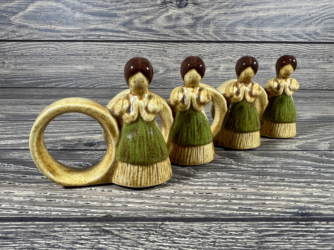 Corn Husk Girl Napkin Ring Set of 4 - Etsy
