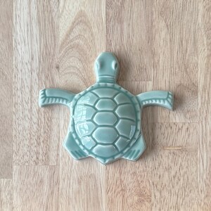 Sea Turtle Ceramic Tile / Ready to Ship Handmade Sea Turtle Tile / Sea ...