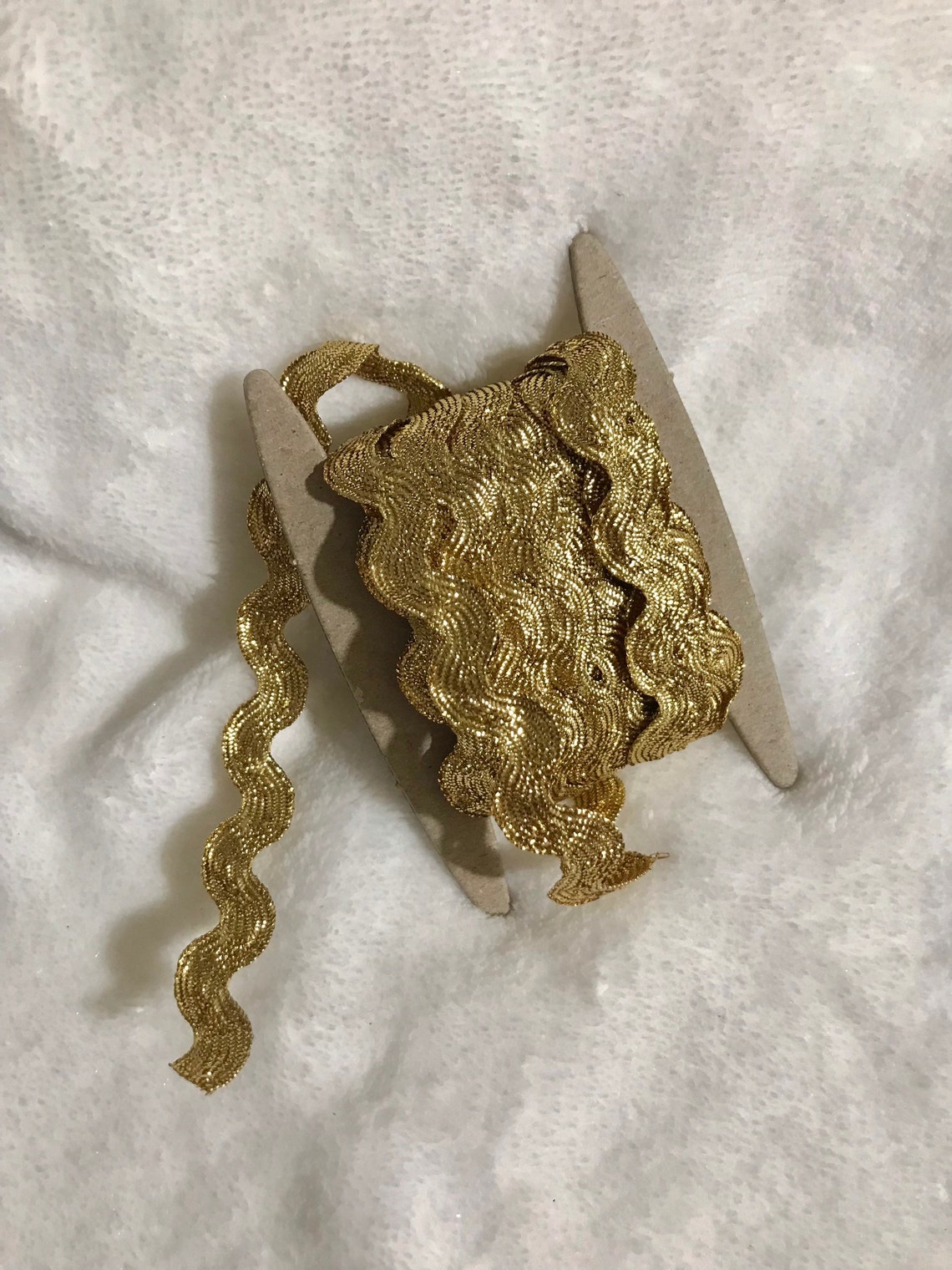 5 Yards of 1/2 Inch Wide Gold Metallic Ric Rac Trim Holiday - Etsy